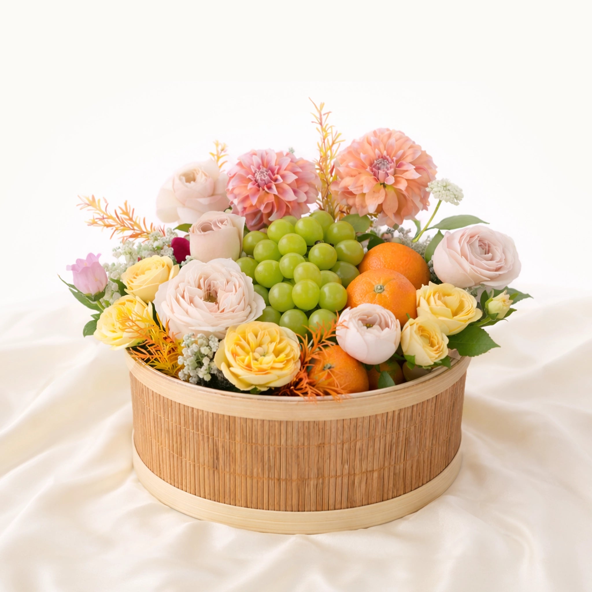 🎋 Bamboo Fruit Basket – Send Fruit and Flowers to China | Rén Gifts